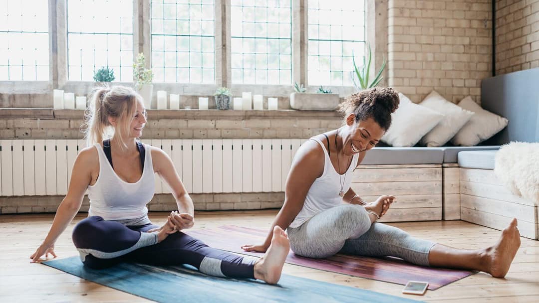 12 Effective At-Home Leg Mobility Exercises (with videos) | Yogaia